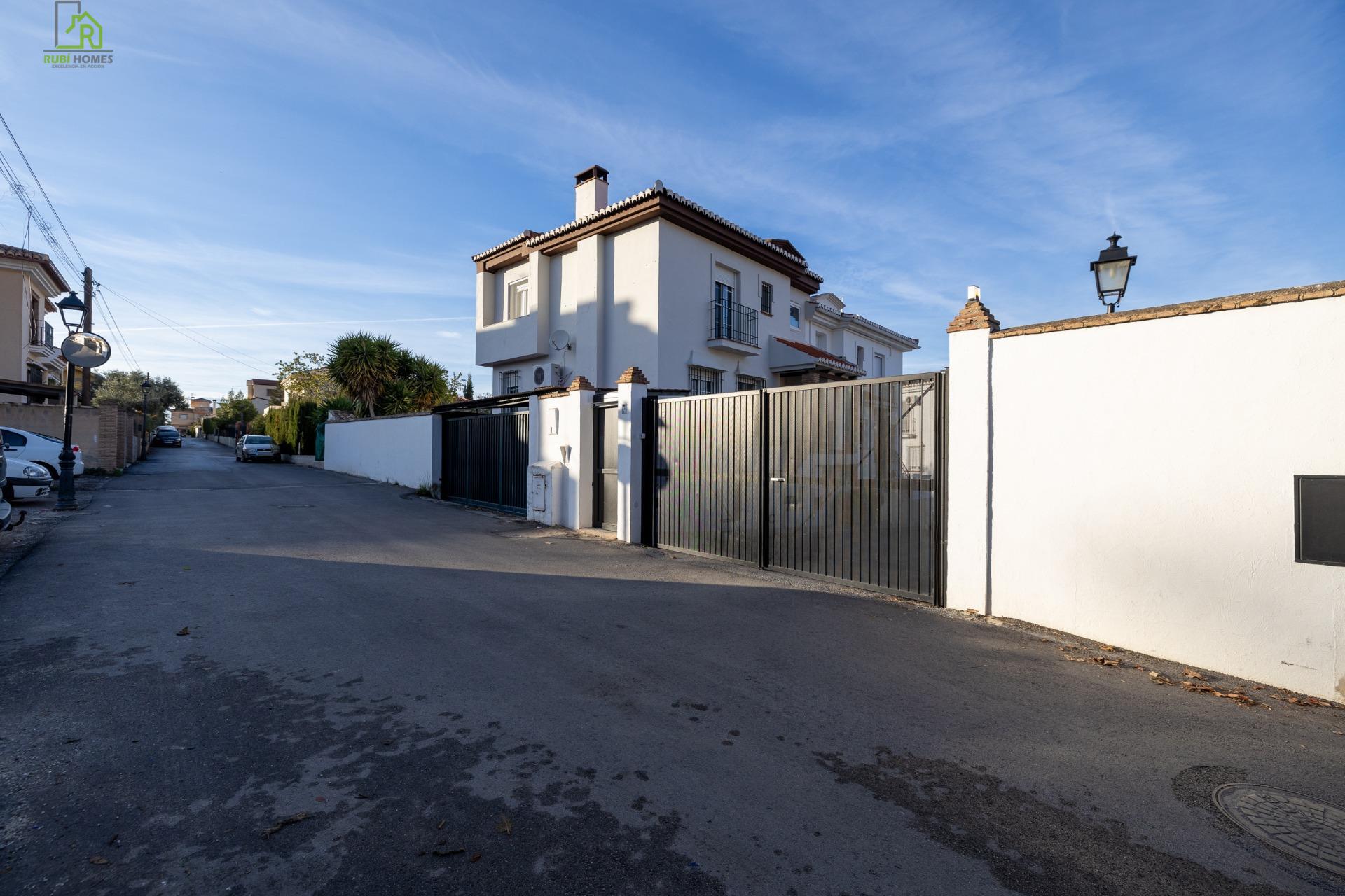 Semi-detached house for sale in Ogíjares - 18151 Ogijares - 4 beds semi ...