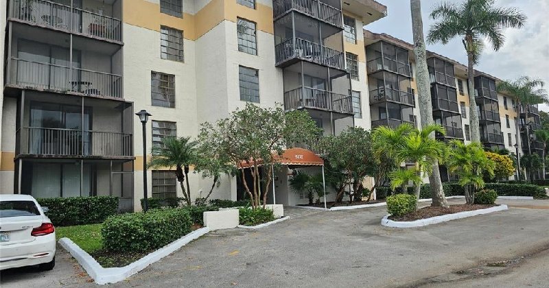 5570 NW 44th St 405A, Broward, FL, 33319 Lauderhill - 2 beds apartment ...