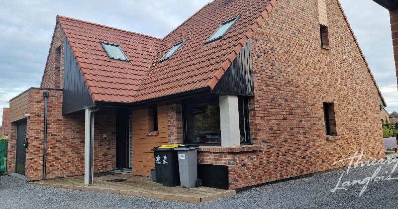 2 Huis met tuin te huur in Bachy | Properstar