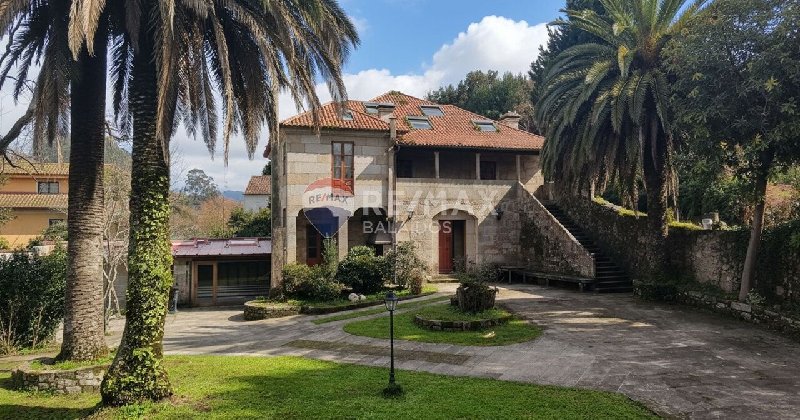 7 Villas for Sale in Marcón | Properstar