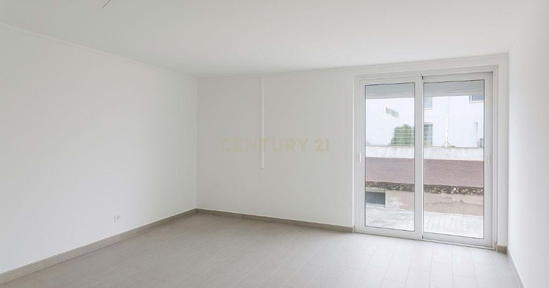 24 Maisons 2+ pièces à vendre - Corroios | Properstar FR