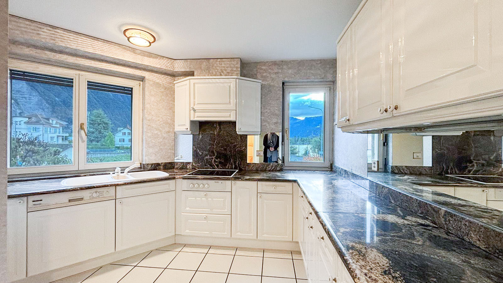 Apartment for sale, Rue des Marines (Villeneuve, Switzerland) - Rue des ...