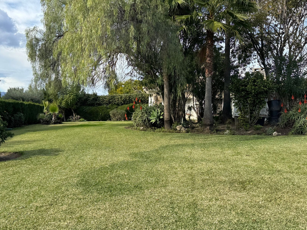 16 Av. de la Gardenia, Estepona (District) Costa del Sol, Málaga ...