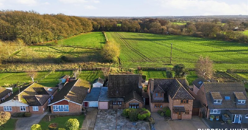 18 Nekretnine za najam u Kelvedon Hatch | Properstar