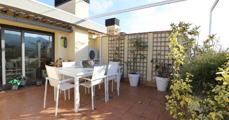 16 Zweifamilienhäuser kaufen - Santa Maria de Solius | Properstar CH