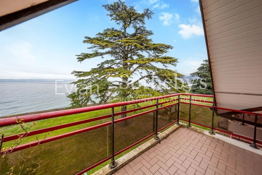 Waterfront apartment - 74500 Publier - 3 beds apartment for sale ...