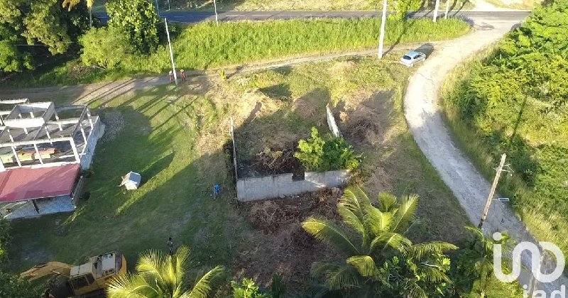 4 Terrenos para venda - Grand-Bourg | Properstar PT