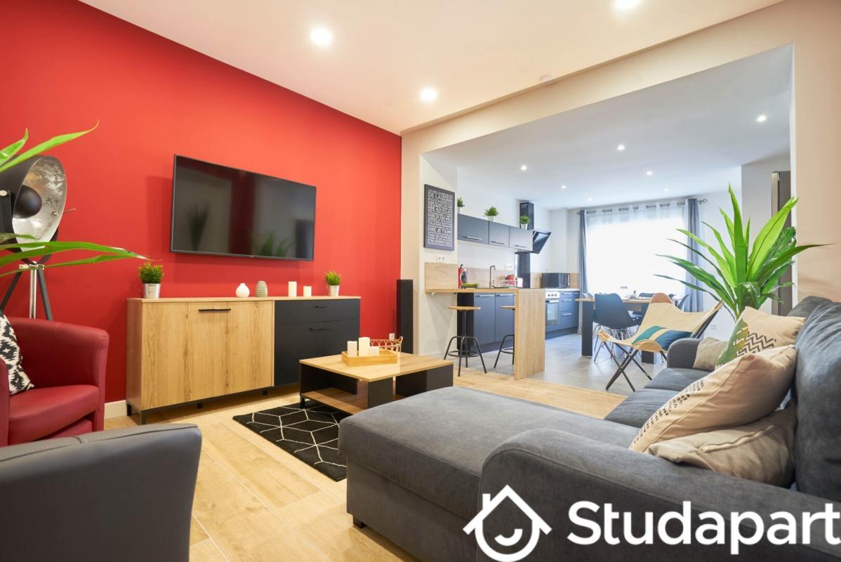 Room in a shared apartment of 13m2 - Room for rent - Properstar