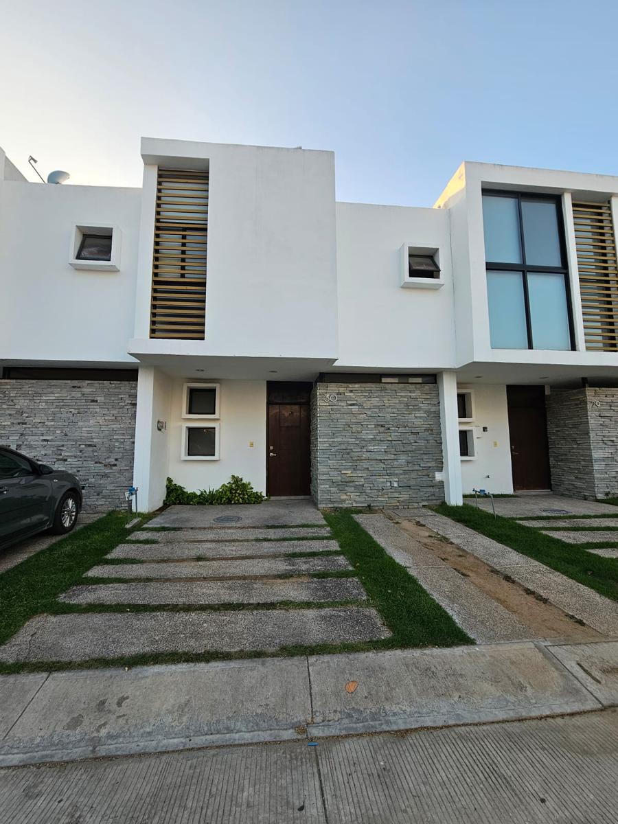 House for Rent with 10 Panels without Coral Furniture 1 - Nayarit ...