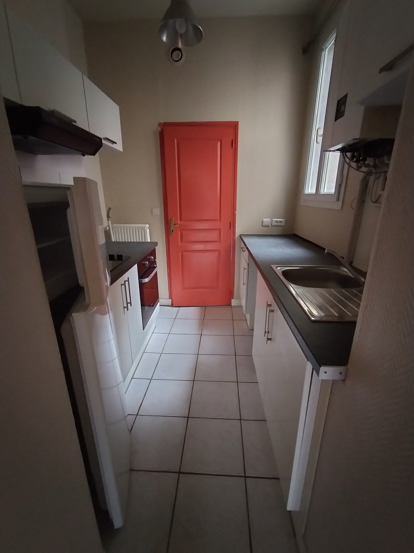 T2 for rent with equipped kitchen - in a quiet environment - 87100 ...