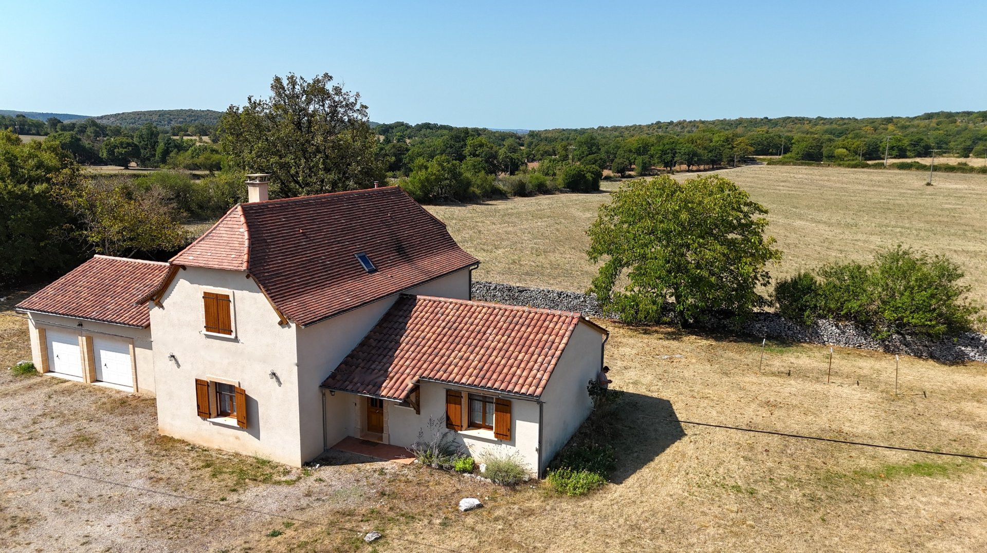 House 160m2 - land 3365m2 - Causse - 46160 SAINT SULPICE - 4 beds house ...
