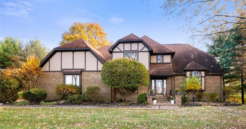 1 4+ bedrooms Apartment and House for Sale in South Strabane | Properstar