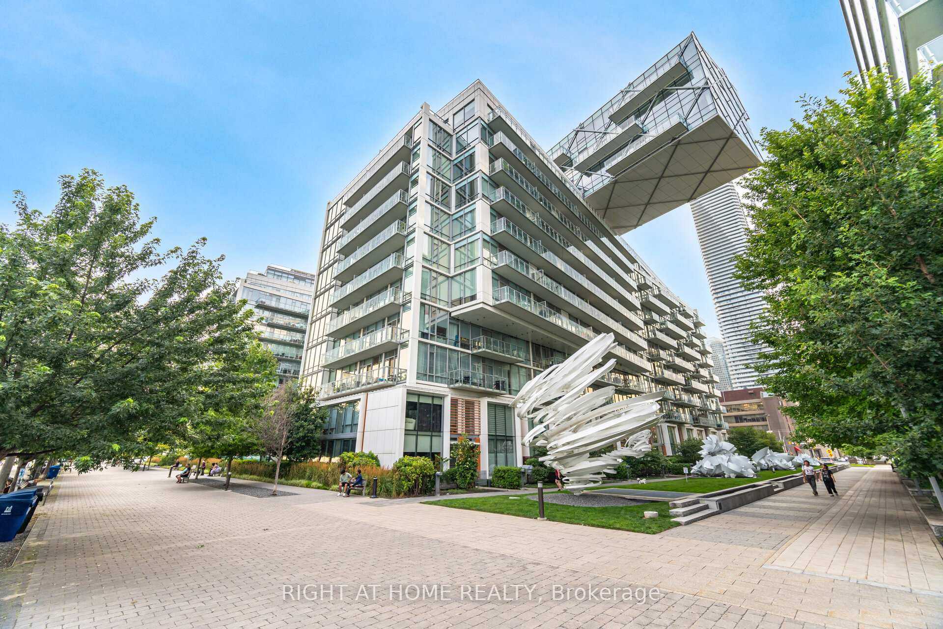 1109 - 29 Queens Quay E, M5E0A4 Toronto - 2 beds apartment for rent ...