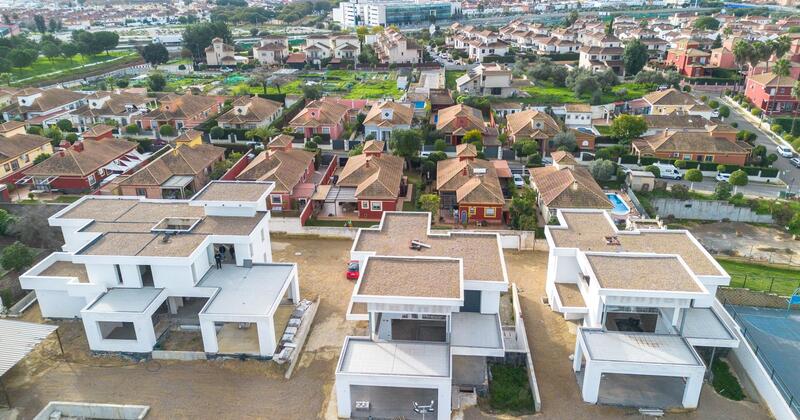 28 Maisons de luxe à vendre - Gines | Properstar