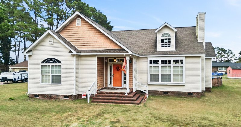 7 New Homes for Sale in La Grange | Properstar