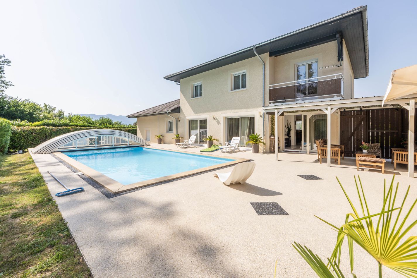 Villa of about 185 m2 - 73100 MOUXY - 5 beds house for sale - Properstar