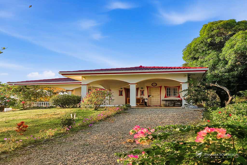 Map Location - Lake Gatun, Colon - 3 beds house for sale - Properstar