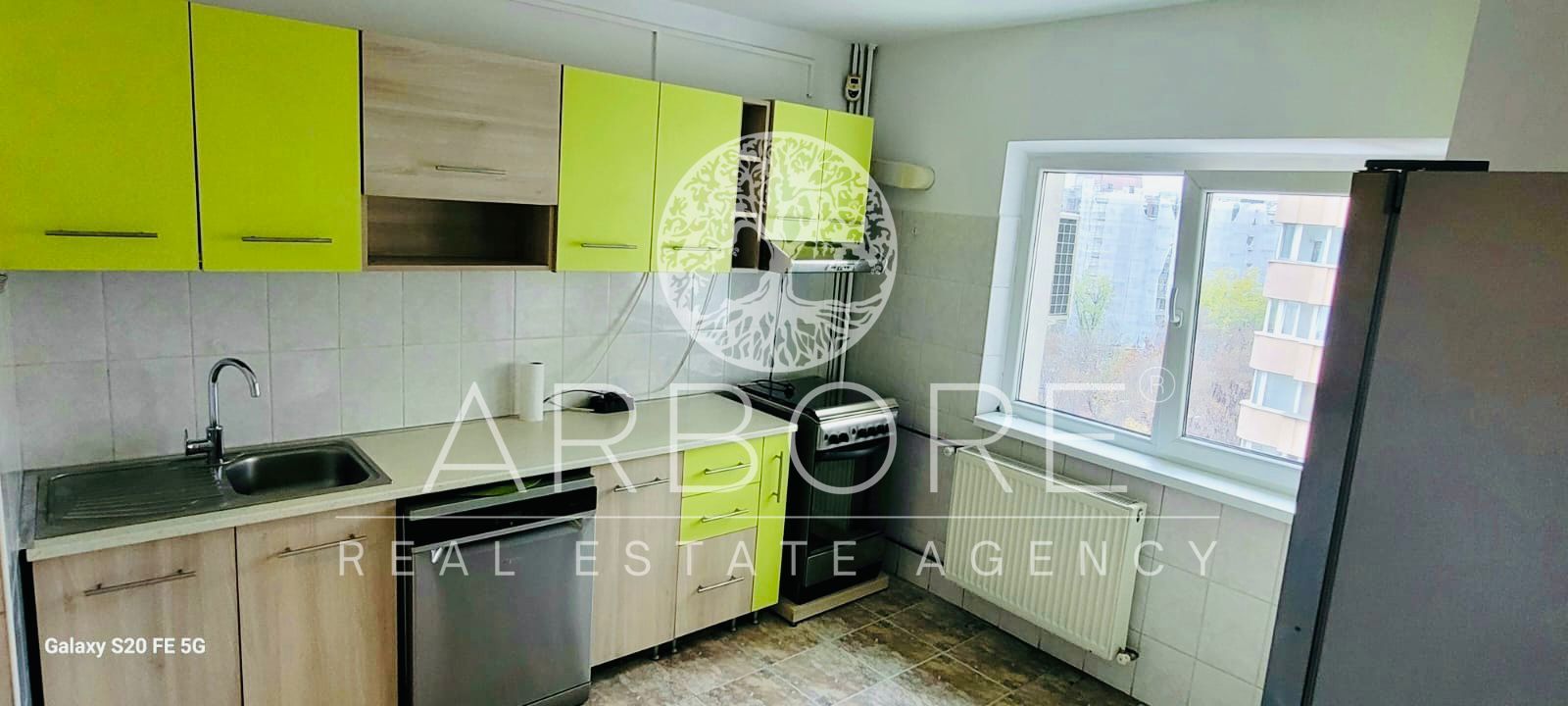 Rent ap 3 rooms, Nerva Traian - Unirii area, with parking space ...