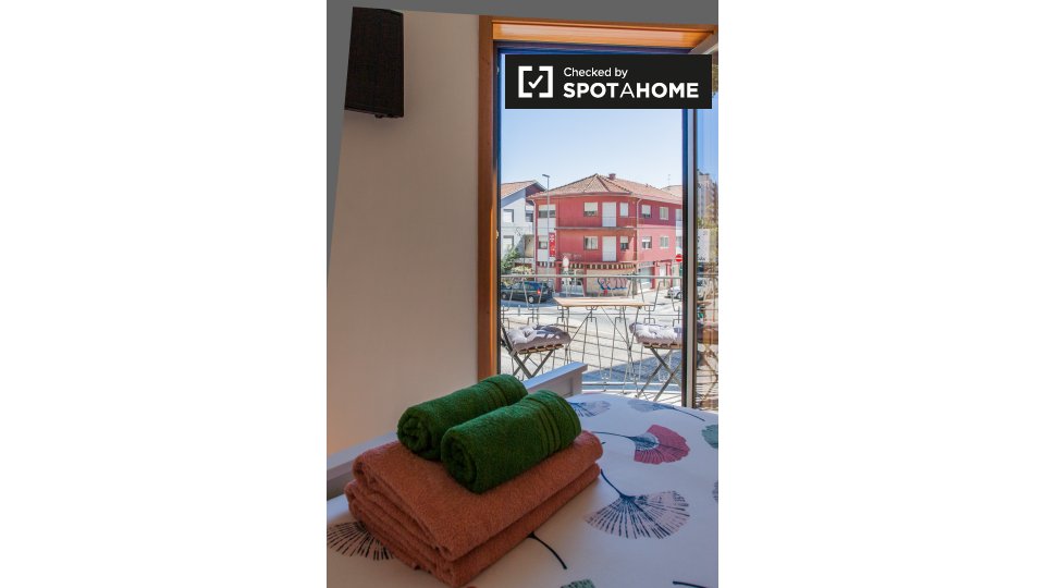 Lovely room for rent in 5-bedroom apartment in Matosinhos - 4450-081 ...