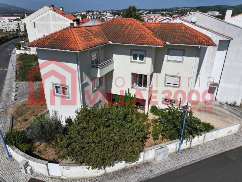 Kuća T4+1 u Arroiosu - Arroios - 5 beds kuća for sale - Properstar