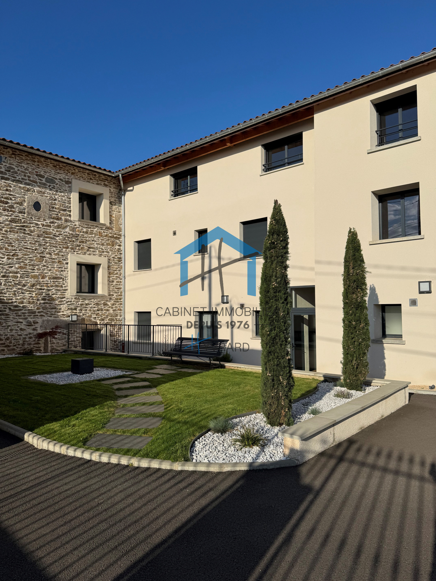 3 ROOMS 75.50 M2 SAINT CHAMOND - T3 WITH CELLAR, SMALL GARDEN AND ...