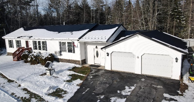 8 Wohnungen und Häuser zum Verkauf - Milford | Properstar