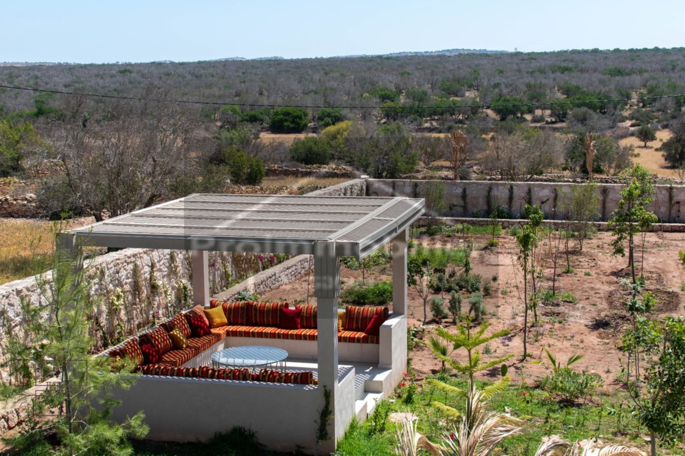 25-04-15-VM Charming Villa of 150 m² on a plot of 2150 m² for sale ...