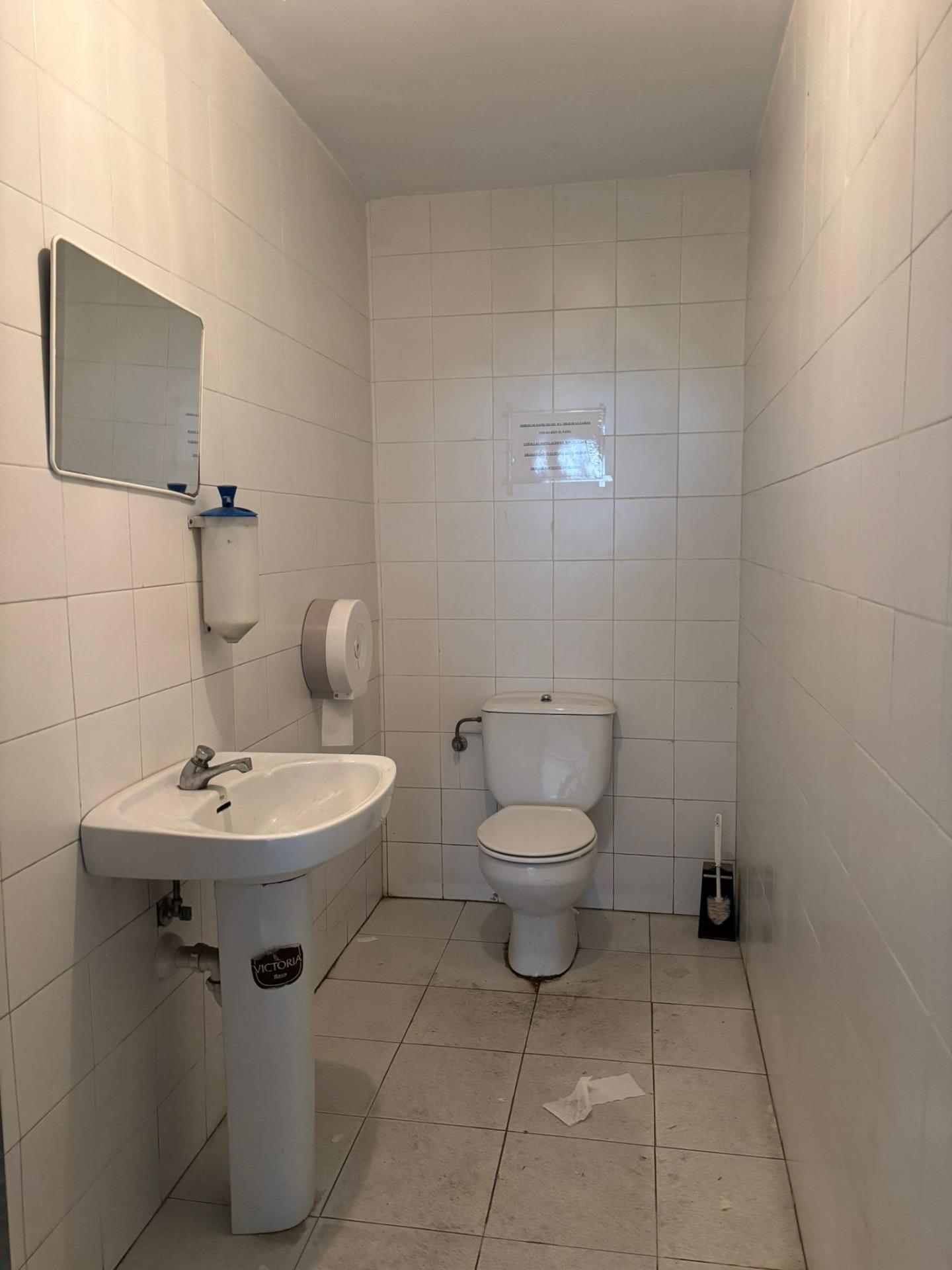 Garage Sale 20m2 in Avenida Berriozar, Unique Opportunity - 31013 ...