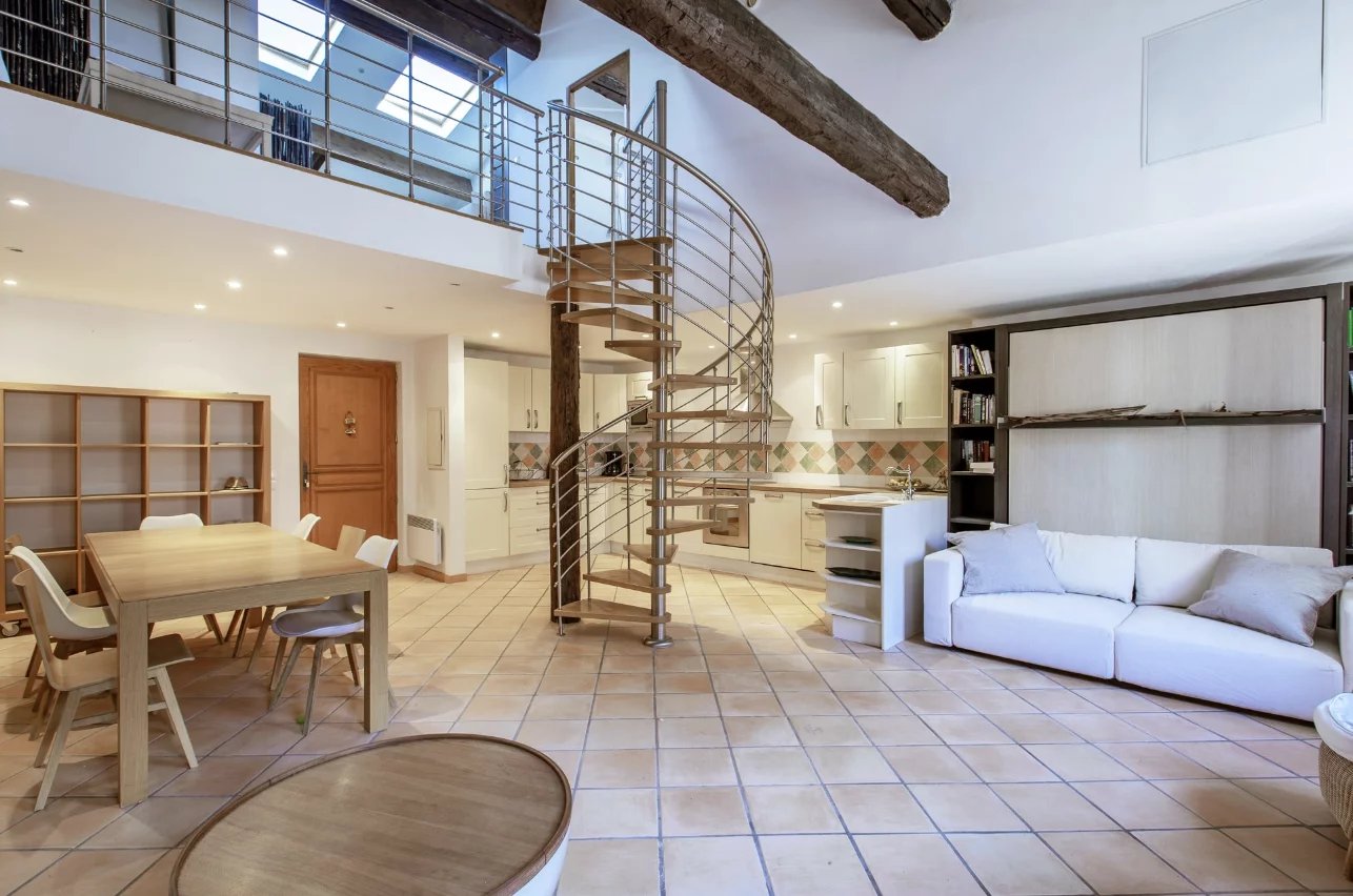 EXCEPTIONAL LOFT – VILLEFRANCHE-SUR-MER OLD TOWN - 06230 Villefranche ...