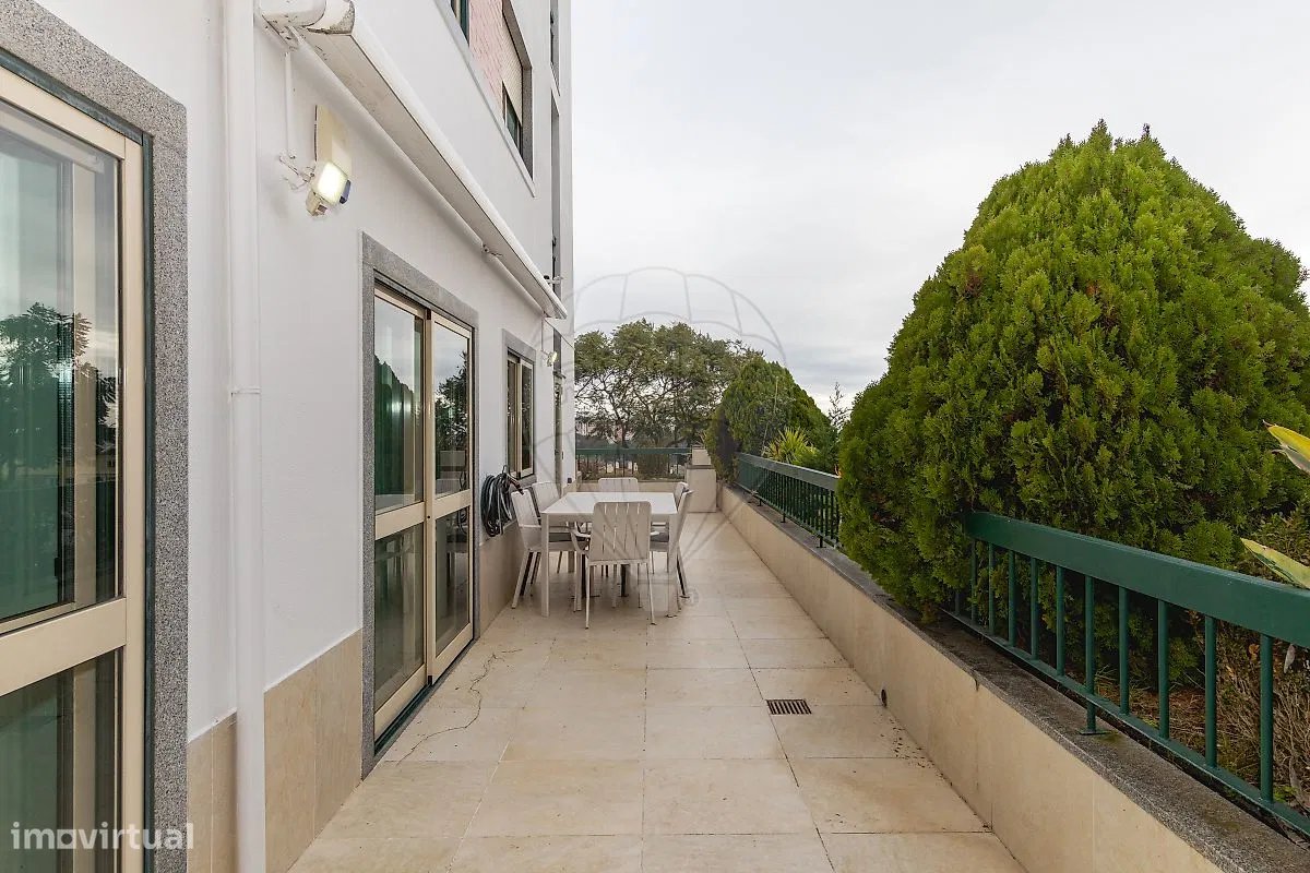 Lisboa, Carnaxide E Queijas - 3 beds apartment for sale - Properstar