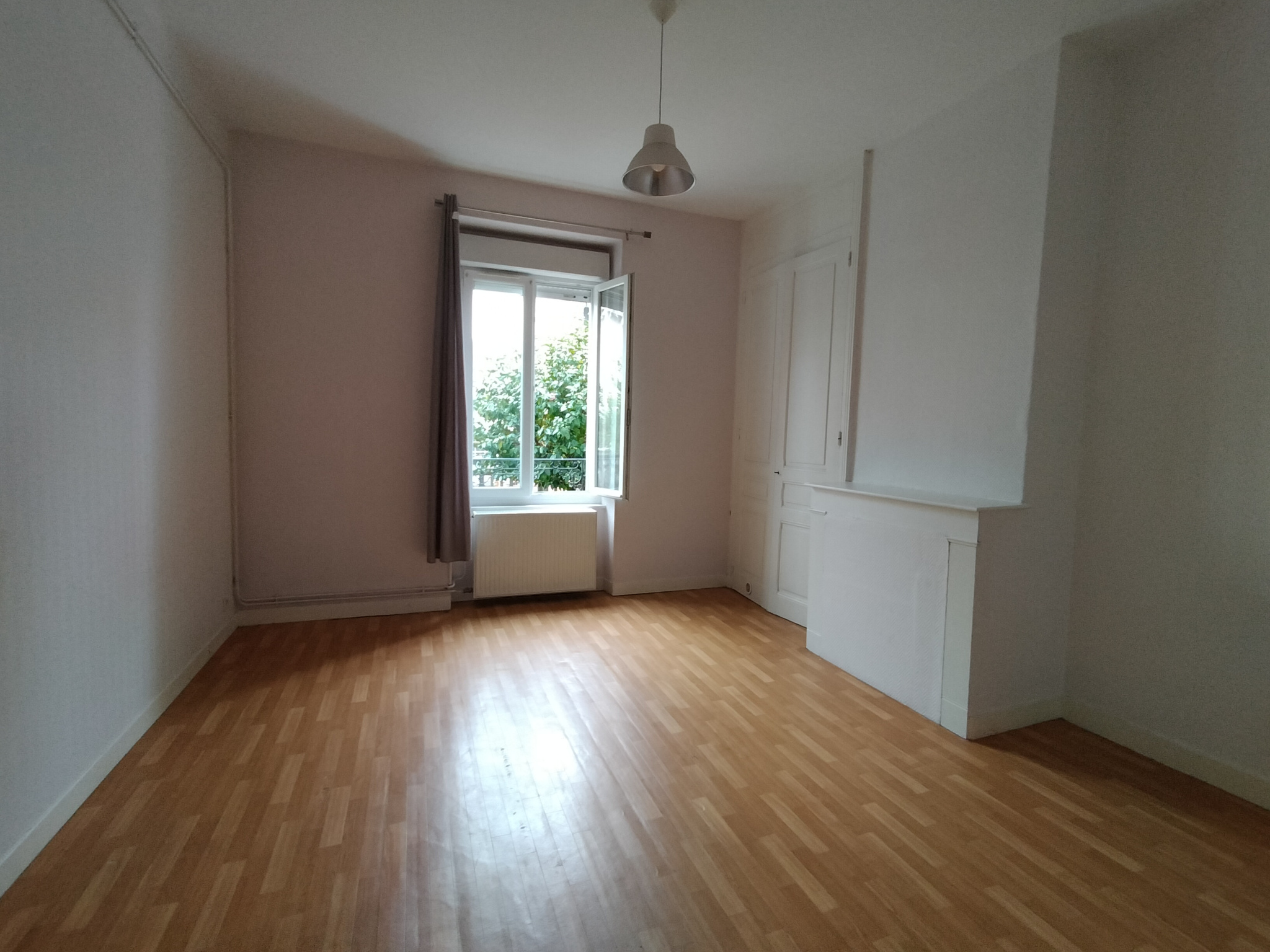 T2 for rent with equipped kitchen - in a quiet environment - 87100 ...