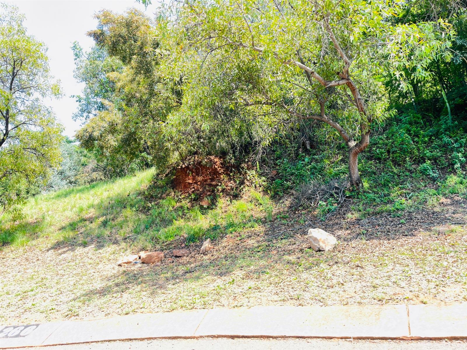 Vacant Land For Sale in Kosmos Ridge, Hartbeespoort, North West - 1066 ...