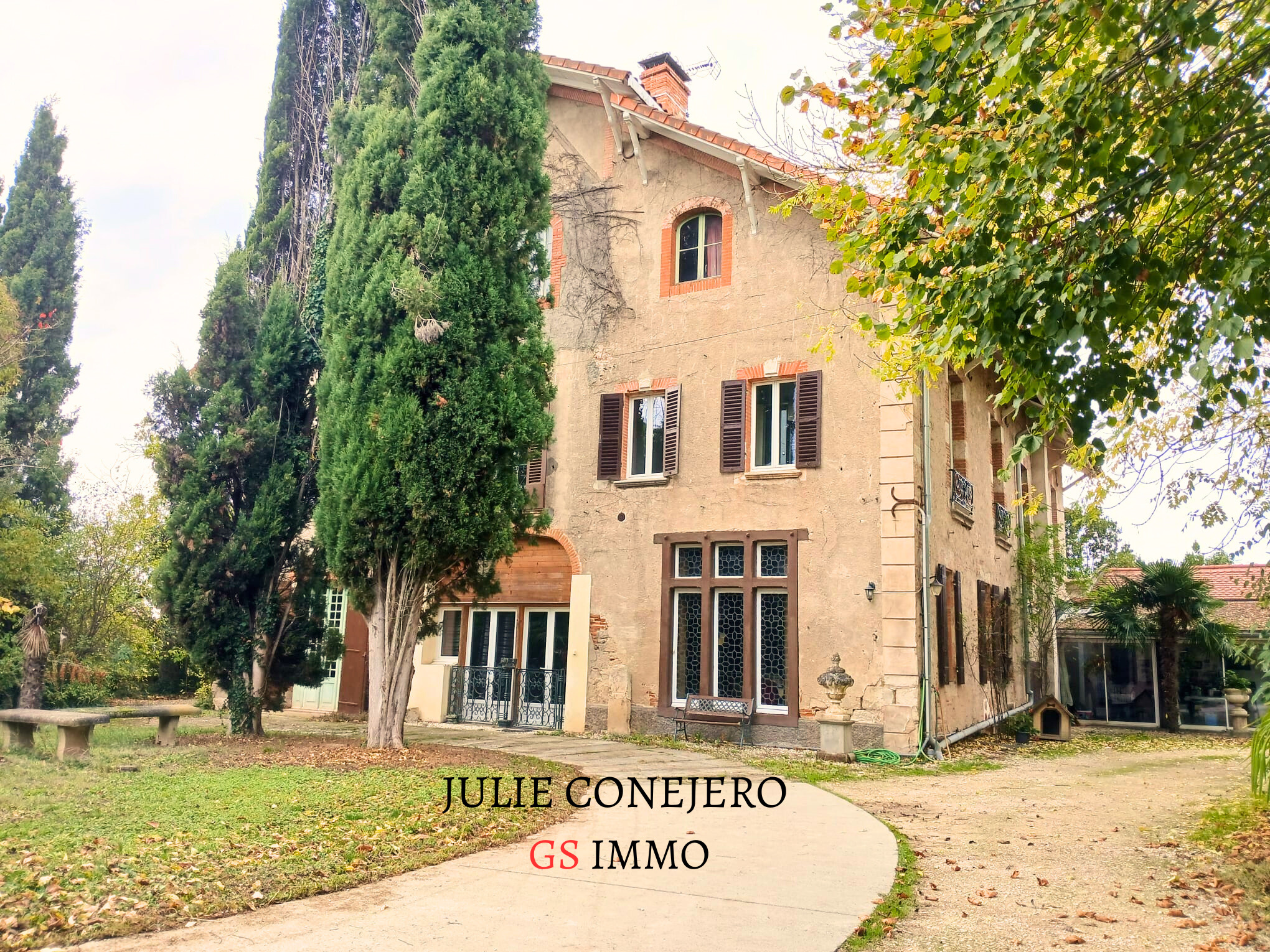 Imperial Manor 518 m2 Landscaped Park of 4,194 m2 Tarn-et-Garonne ...