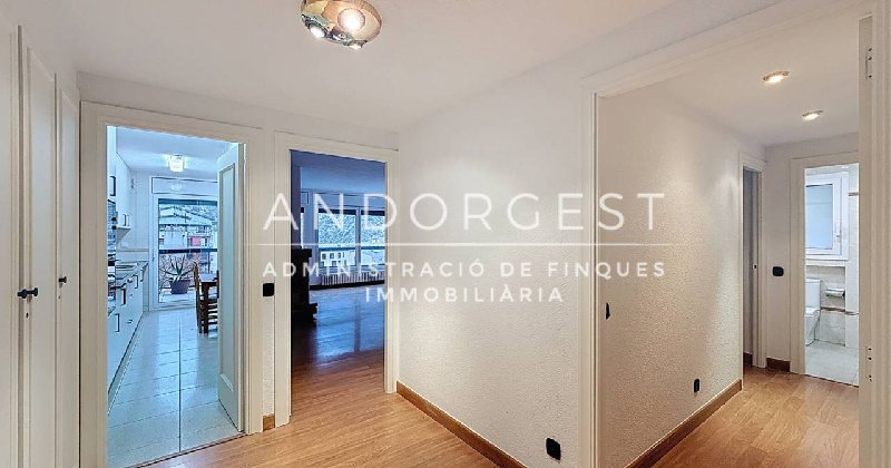 5 Appartamenti con 3+ locali in affitto - Parrocchia di Sant Julià de ...