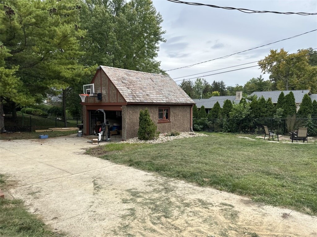 1679 W Main Street, 62522 Decatur - 4 beds detached house for sale ...