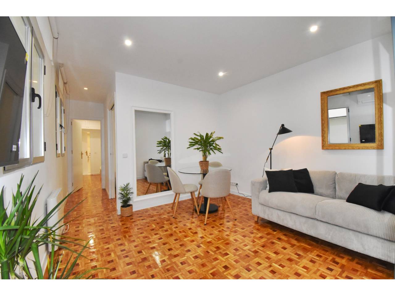 Flat for rent in Cortes-Huertas(28014) - Echegaray, 28014 Madrid ...