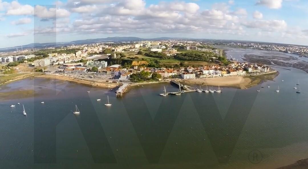 2 Buildings with rehabilitation project - Seixal Riverside area ...