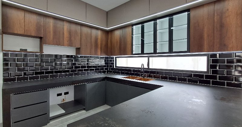 234 Appartementen en huizen met garage te koop in Guayas | Properstar