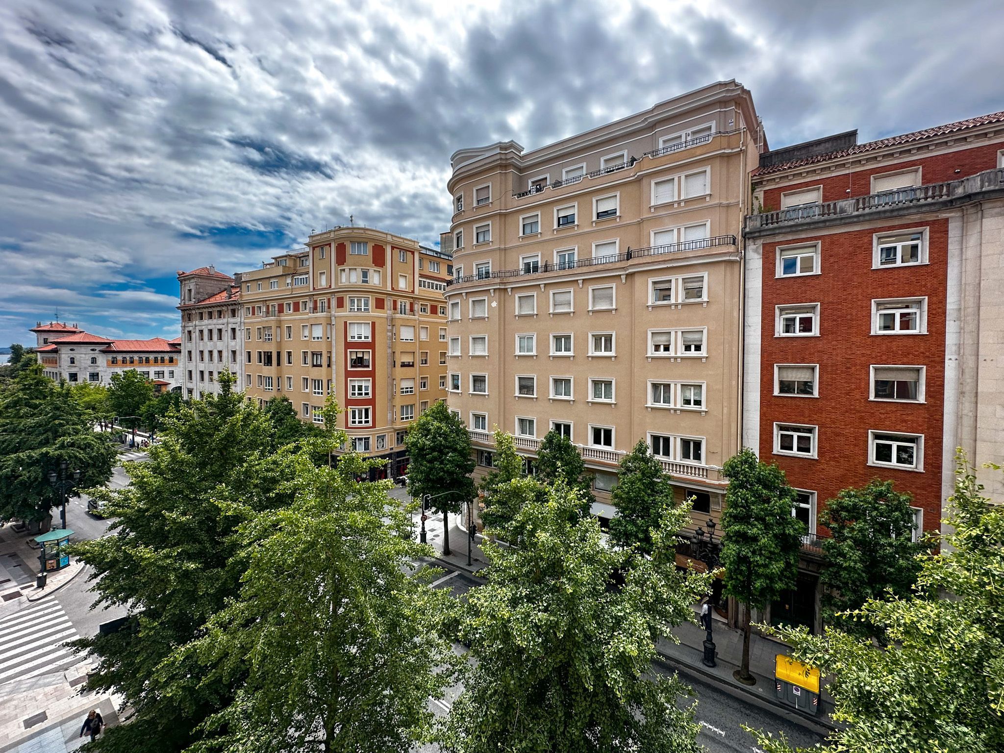 39002 Santander - 6 beds apartment for sale - Properstar