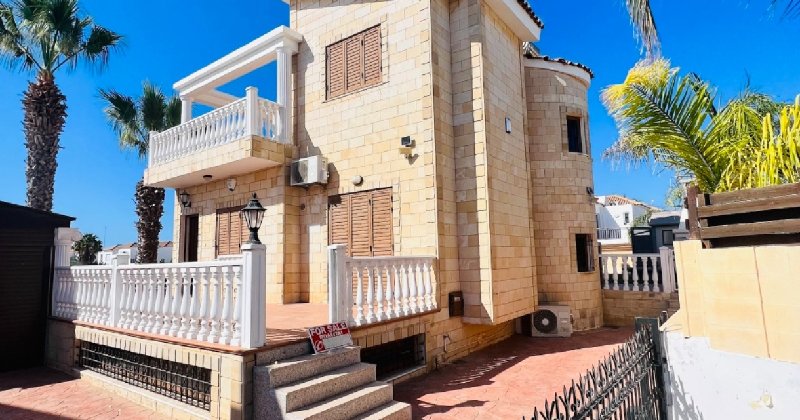 28 Houses with Garden for Sale in Ayia Napa | Properstar