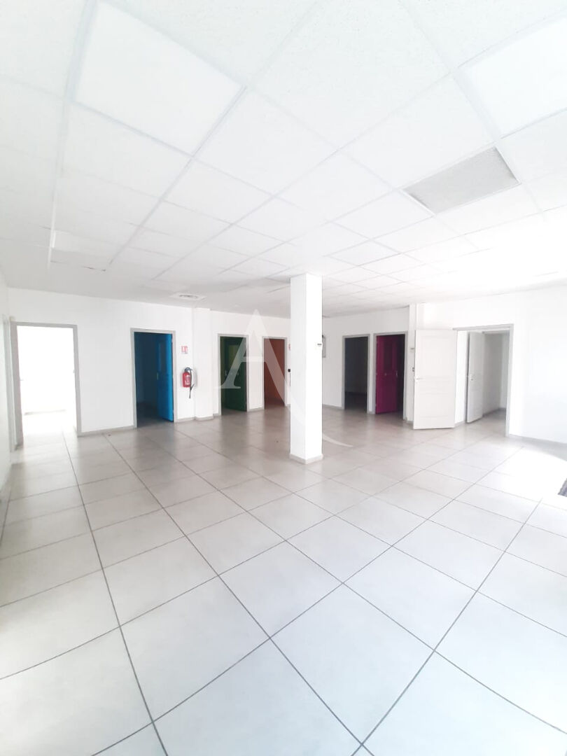 97200 FORT DE FRANCE - Commercial premises for sale - Properstar