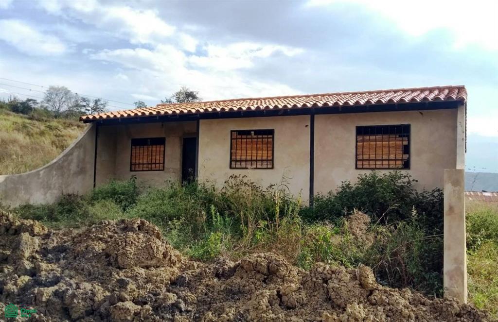 Lot of land within the complex in Lobatera - Lobatera Via hacia ...