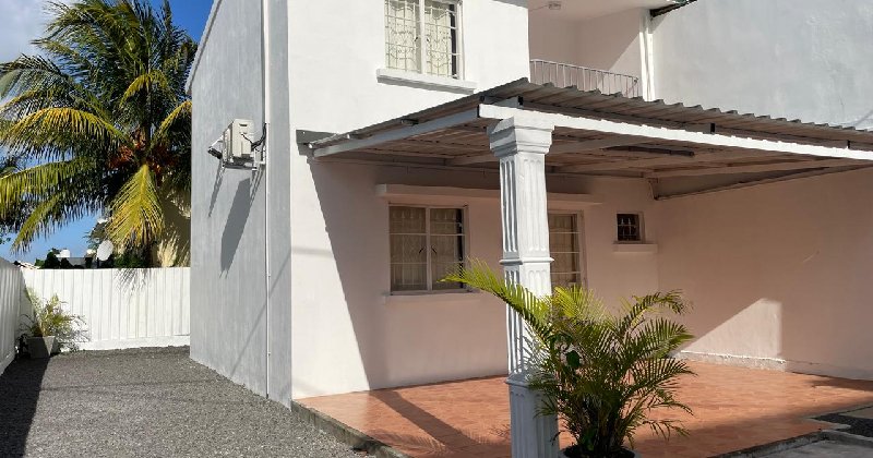 17 Appartements et maisons 3+ chambres à louer - Pamplemousses | Properstar