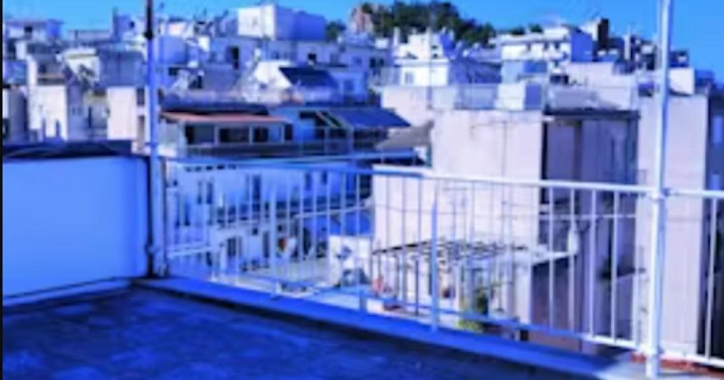 53 Wohnungen mit Terrasse zu vermieten in Attika (Region) | Properstar DE