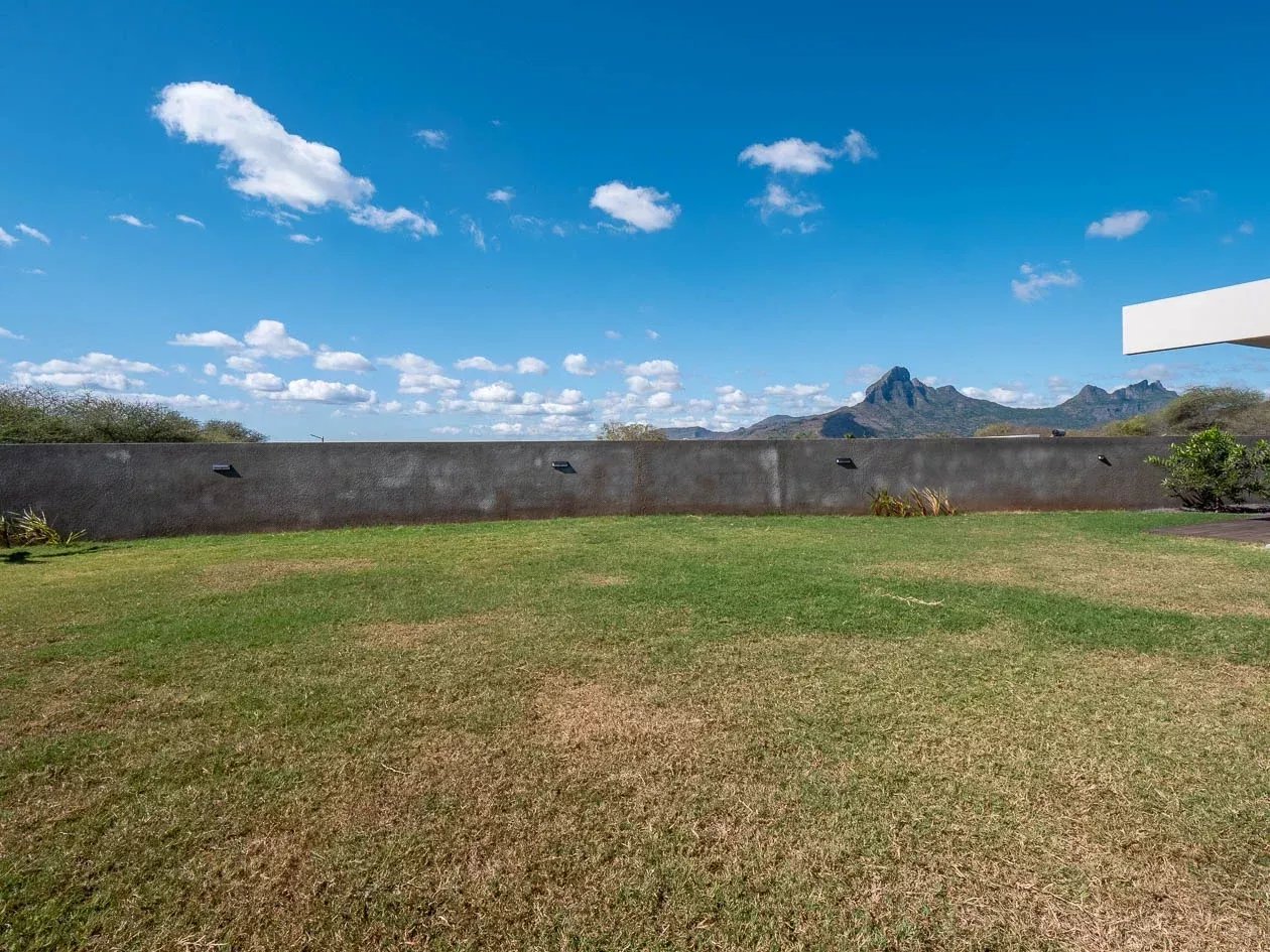 Contemporary house with mountain views in Tamarin - 90921 Tamarin - 4 ...