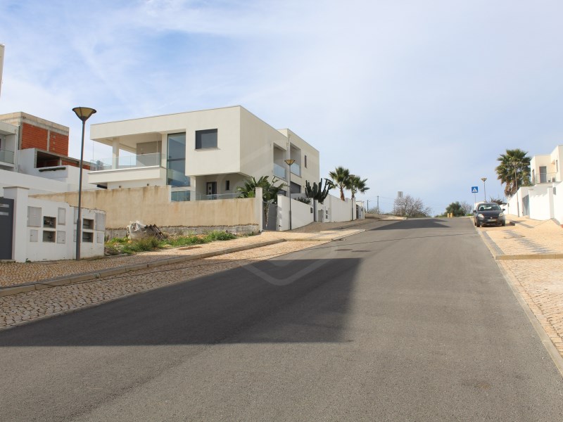 Plot for T4 housing construction with turnkey concept, Portelas, Lagos ...