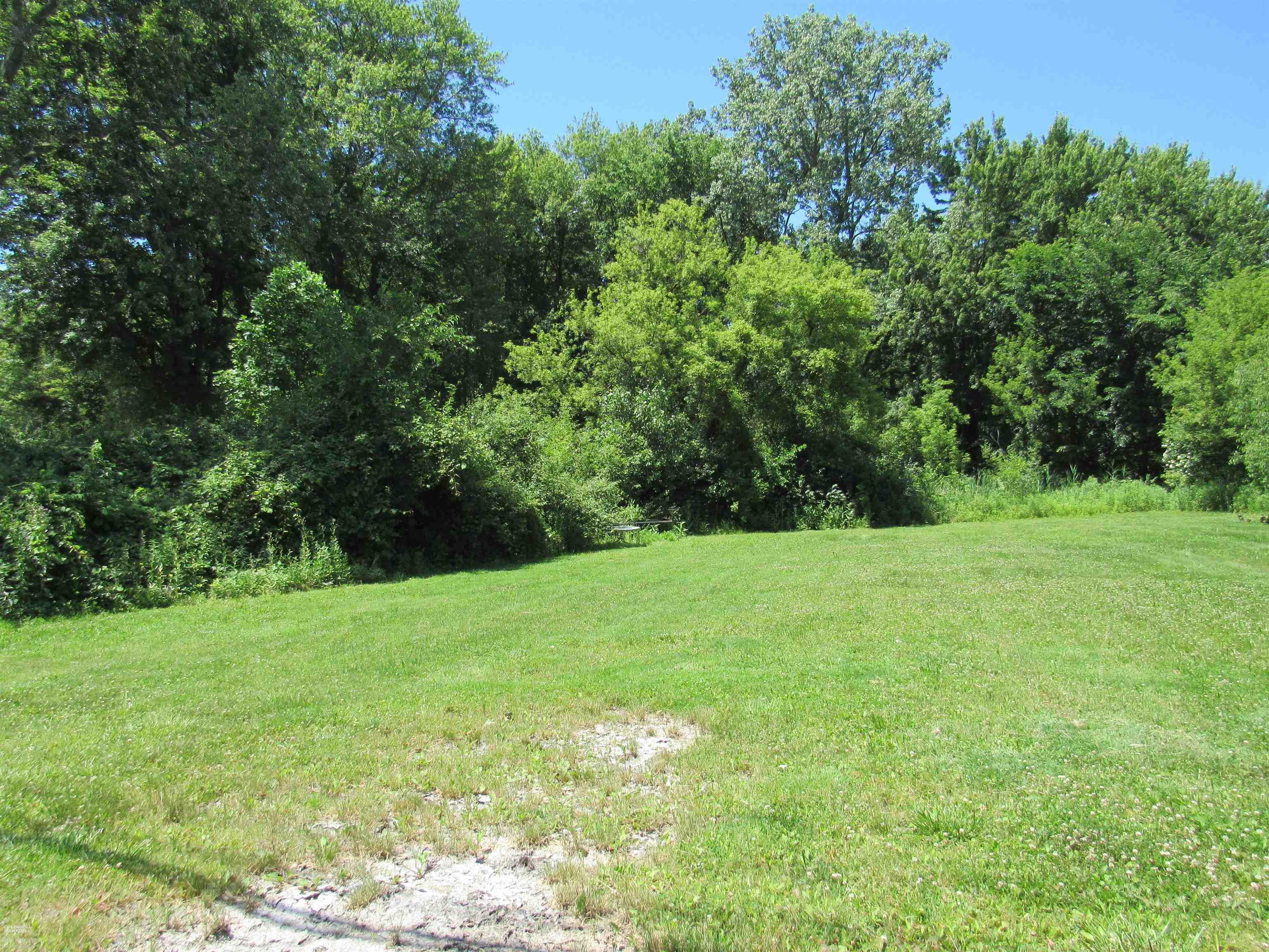 37921 Jefferson Avenue, 48045 Harrison Twp - Terrain à vendre - Properstar