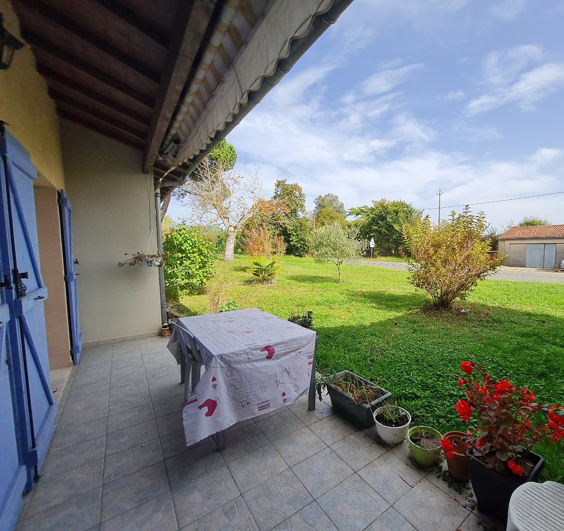 Contemporary House - 32700 LECTOURE - 3 beds house for sale - Properstar