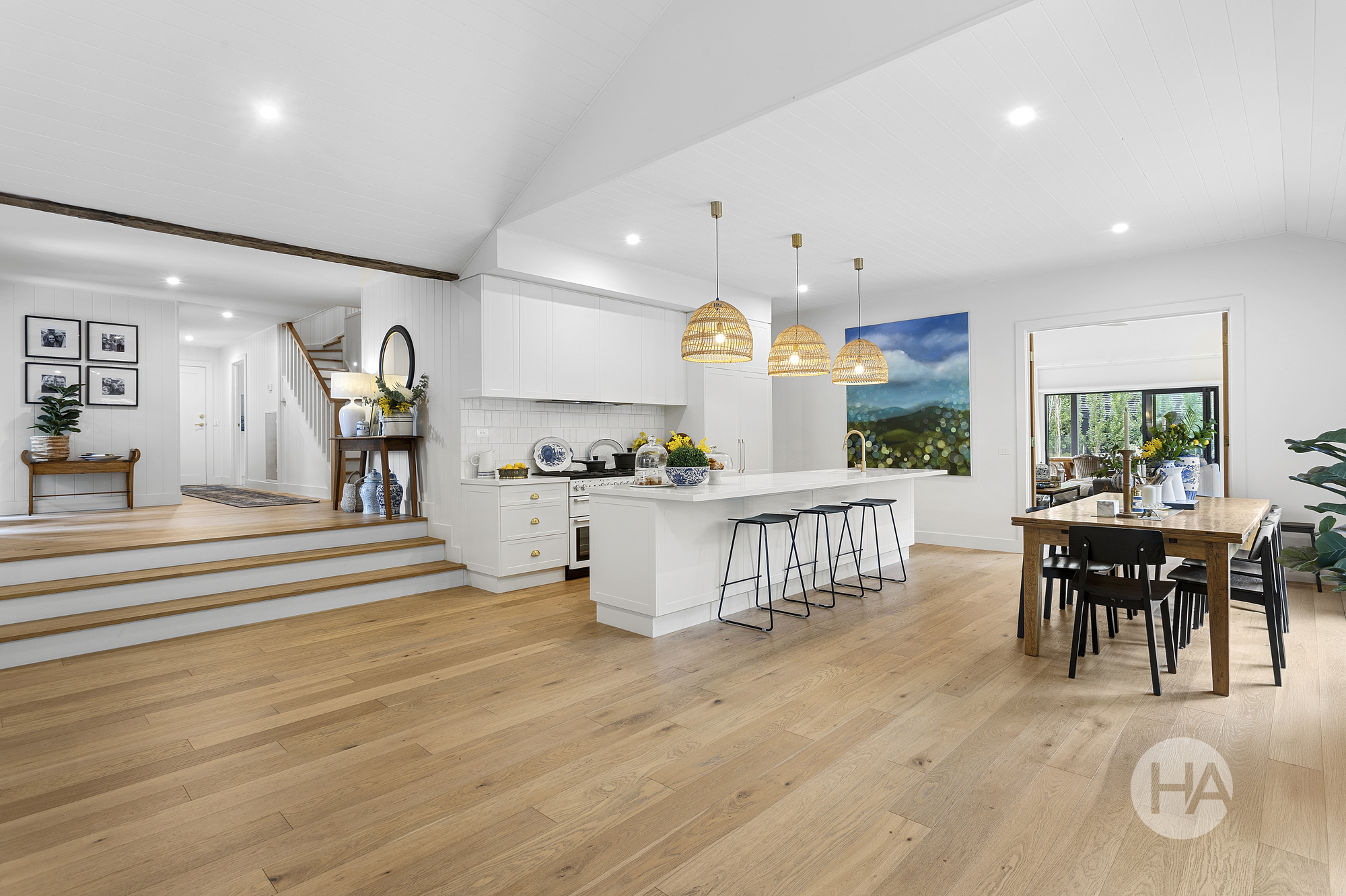 Where Family Living Meets Everyday Magic - 7A Glen Shian Crescent, 3930 ...