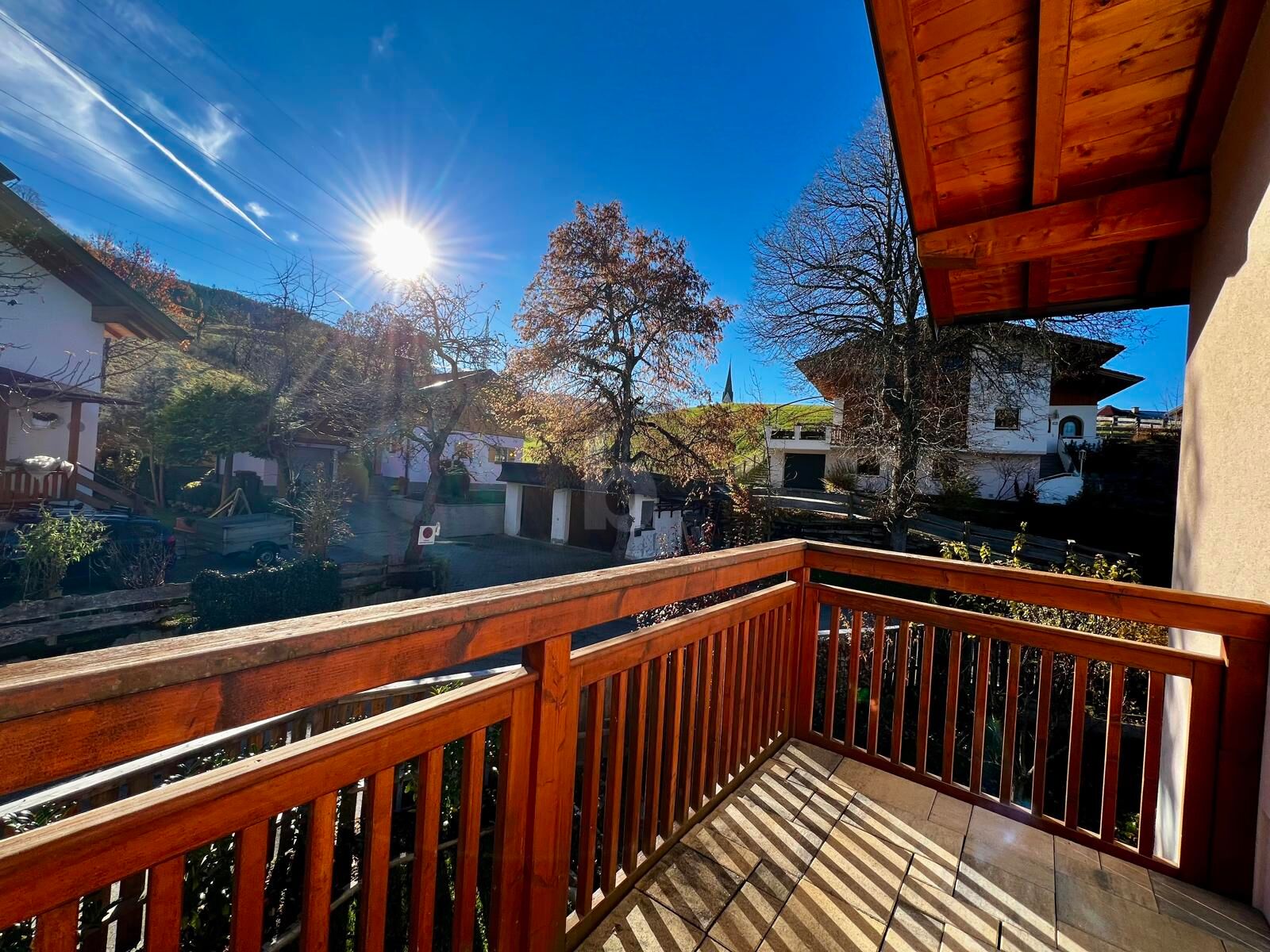 RÊVEZ DE VOTRE PROPRE MAISON AVEC UN GRAND JARDIN ET BEAUCOUP DE PAIX ...